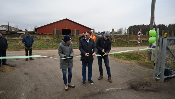 Moostes avati nüüdisaegne iseteeninduslik jäätmepunkt